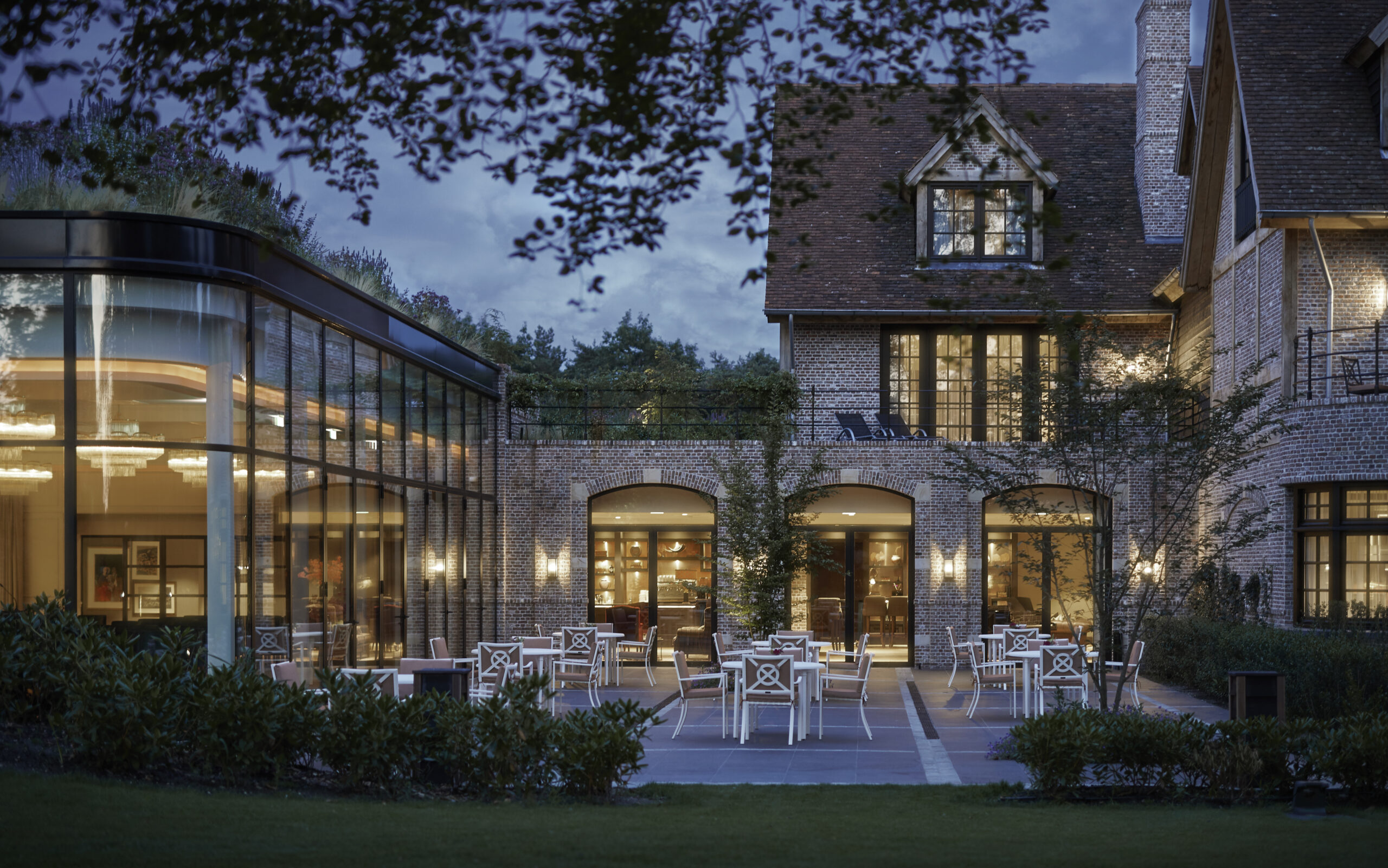 Home - The Duke Golf - Suites